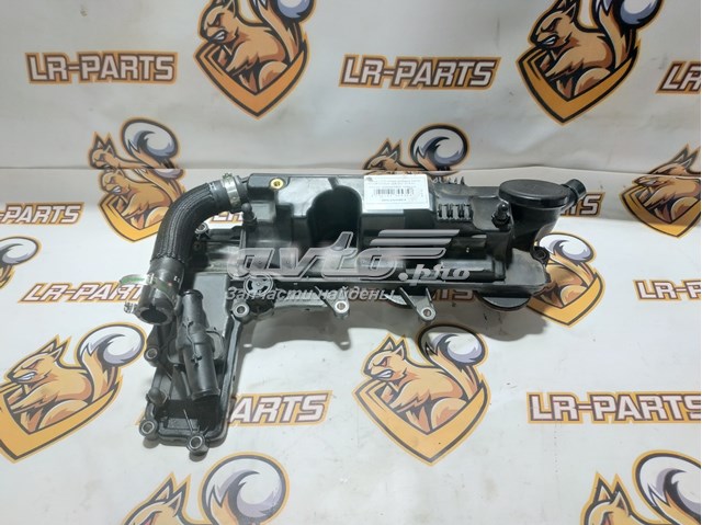 LR022304 Land Rover крышка клапанная