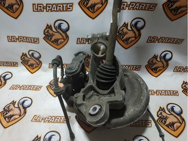 LR024483 Land Rover кулак в сборе со ступи