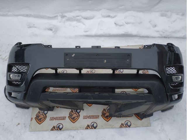 LR045028 Land Rover накладка на бампер норм состояние dk6217f775ab