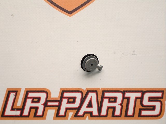 LR053837 Land Rover клипса пластиковая