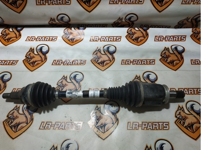 LR064252 Land Rover привод переднего моста lg