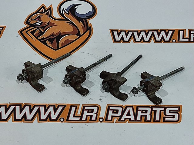 LR073719 Land Rover болт