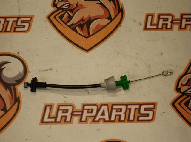 LR077474 Land Rover кабель, наружная ручка двери к защелке замка