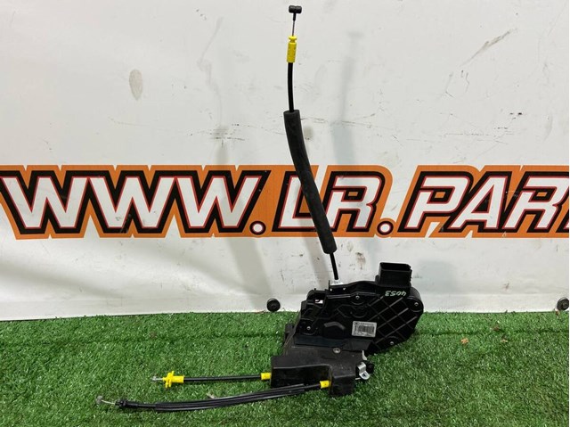 LR091354 Land Rover bартiсть з доставкою, окрiм негабариту