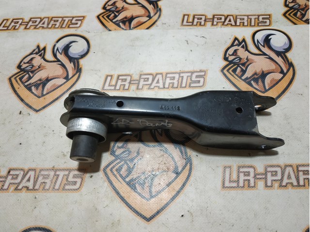 T4A13725 Jaguar рычаг задний правый нижний