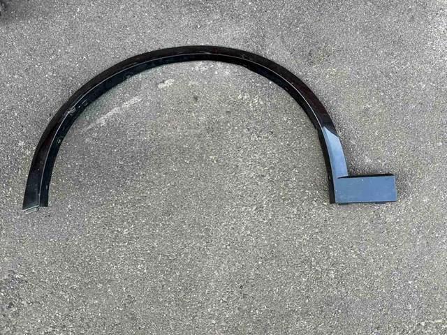 51778052073 BMW расширитель (накладка арки переднего крыла левый)