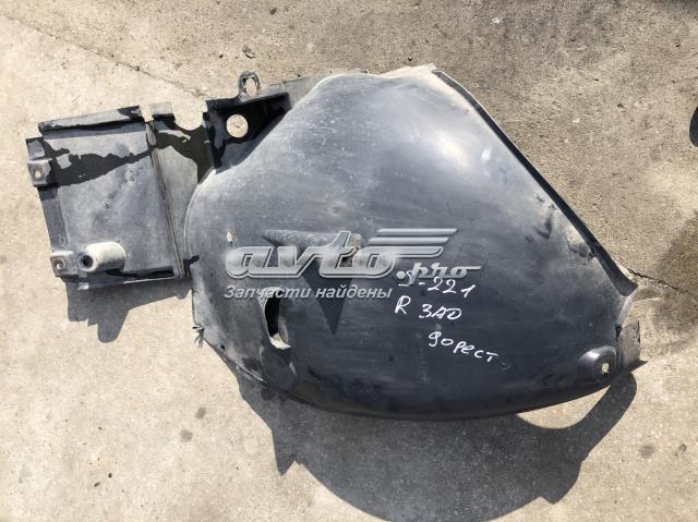 Купить подкрылок крыла переднего правый задний на Mercedes S (W221)