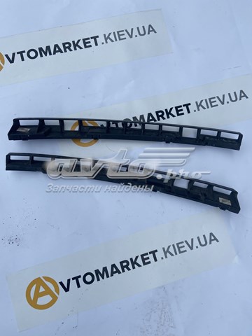 561807724 VAG кронштейн бампера переднего правый