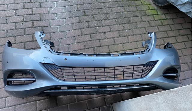 2228800247 Mercedes бампер передний