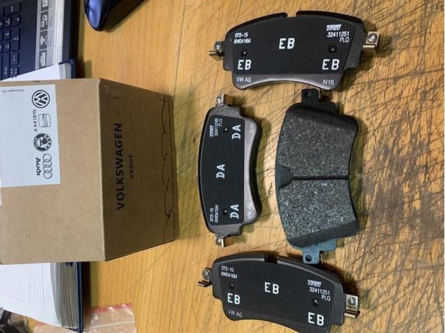 8W0698451S VAG Колодки тормозные задние дисковые