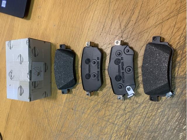 D40604EA0A Nissan задние колодки