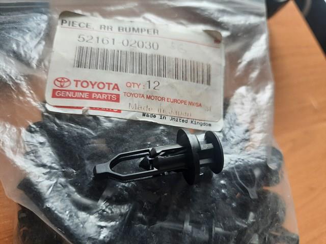 Пистон (клип) крепления бампера переднего для Toyota Sienna минивэн ...