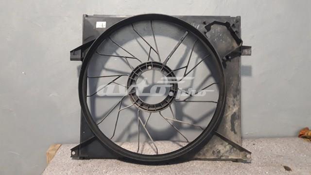 Диффузор радиатора охлаждения, в сборе с мотором и крыльчаткой на Mercedes