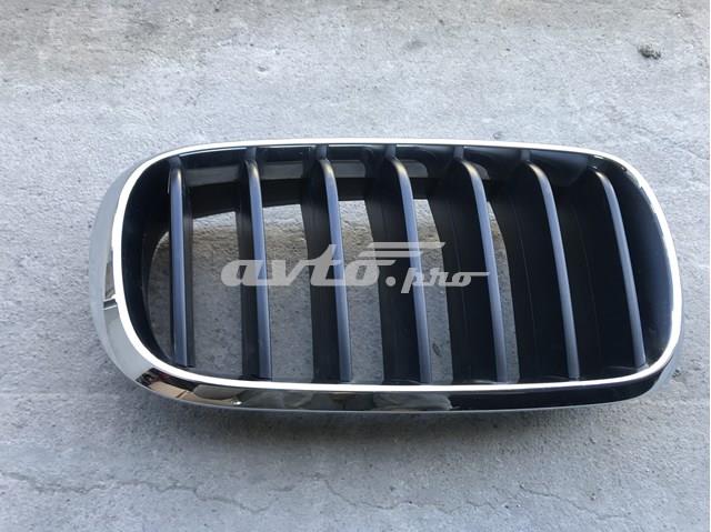 51137294486 BMW решетка радиатора правая