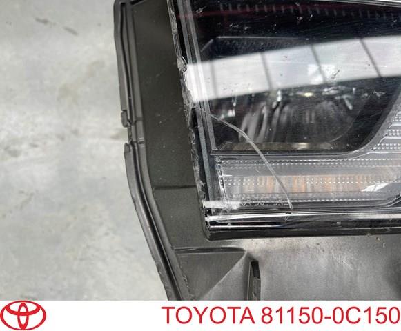 811500C150 Toyota фара передняя в сборе