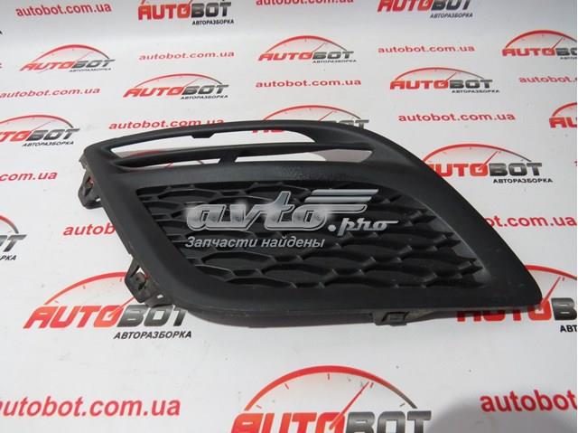 31290658 Volvo решетка в бампер