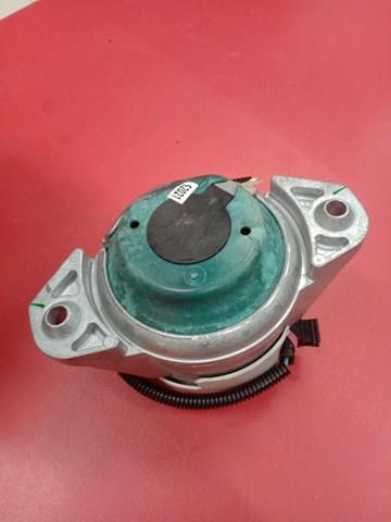 A2222401100 Mercedes подушка двигуна