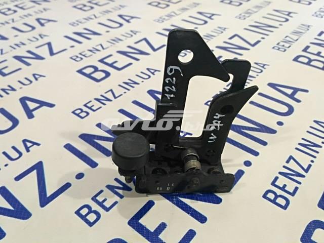A2048800064 Mercedes замок кришки капота