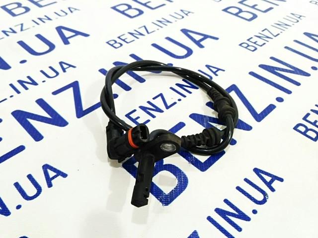 A2075400017 Mercedes датчик абс передний