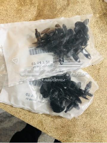 07147281961 BMW заклепка с распорной втулкой