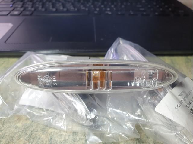 8173030131 Toyota повторитель поворота на крыле