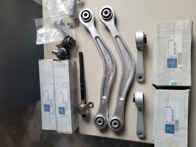 A2203201589 Mercedes стойка стабилизатора переднего правая