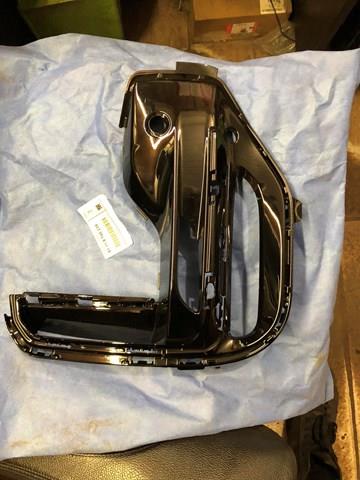 51118746239 BMW накладка протитум л