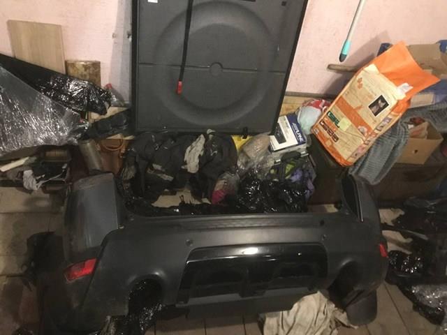 LR063195 Land Rover бампер передний