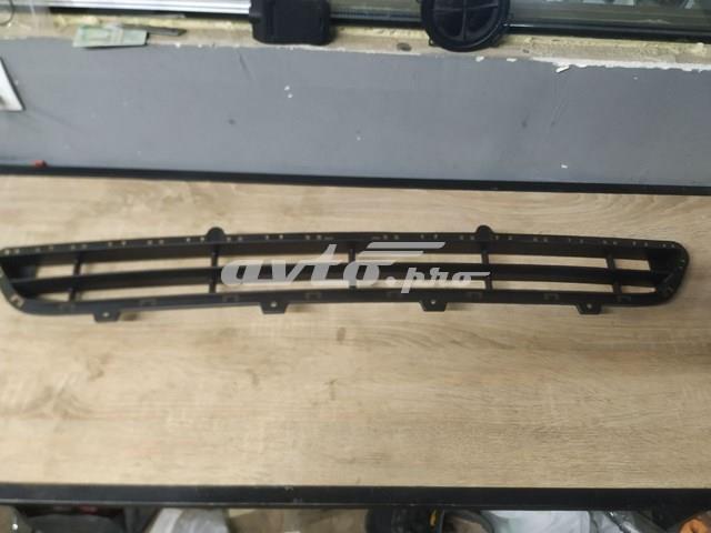 865612W000 Hyundai/Kia решетка переднего бампера
