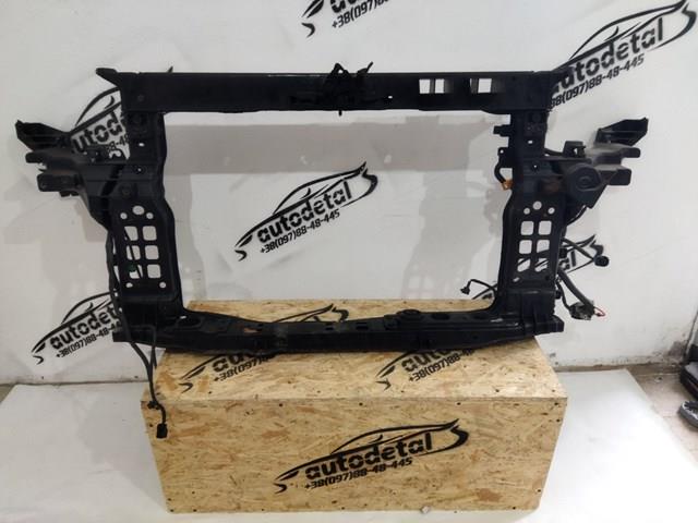 64101C5000 Hyundai/Kia кронштейн для радиатора