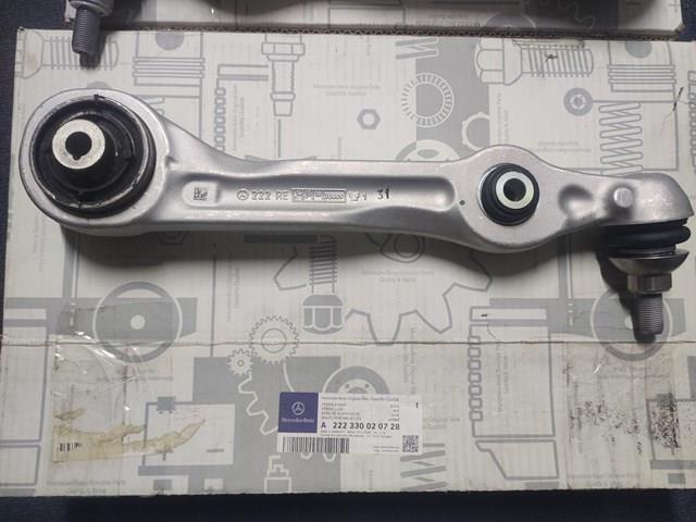 2223300207 Mercedes рычаг передней подвески нижний правый