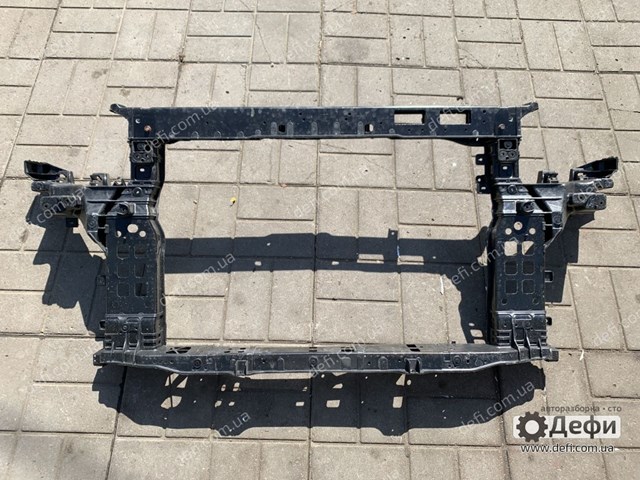64101C5000 Hyundai/Kia кронштейн для радиатора