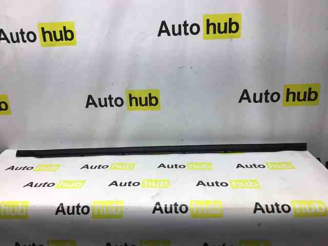 A2226900170 Mercedes молдинг двери передней левой отличное состояние