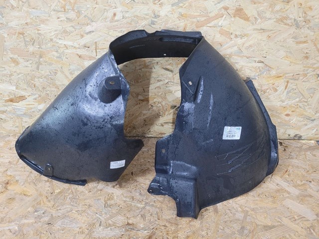 8R0821171K VAG Подкрылок крыла переднего левый