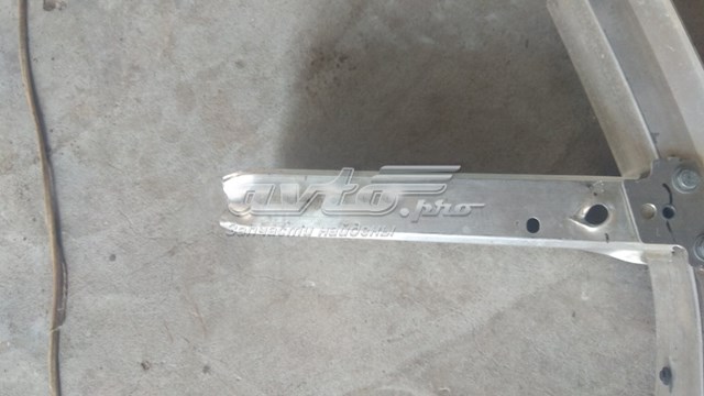 51117266195 BMW кронштейн усилителя переднего бампера