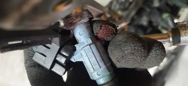 0280157012 Bosch форсунка впрыска топлива