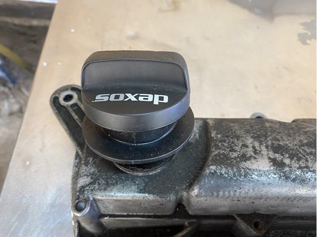 12589431 Opel горловина маслозаливная