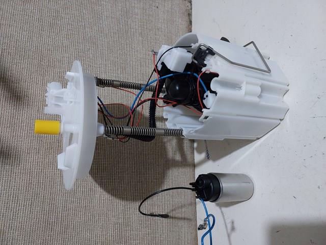 Модуль топливного насоса с датчиком уровня топлива для Opel Astra J ...