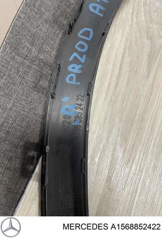 A1568852422 Mercedes накладка