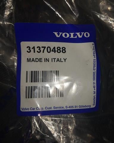 31370488 Volvo патрубок промiжного охолоджувача d5 all 10-