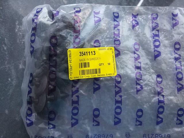 3541113 Volvo клипса