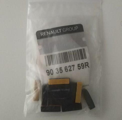 903562759R Renault (RVI) стекло кузова (багажного отсека левое)