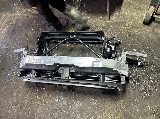 51117447069 BMW кронштейн