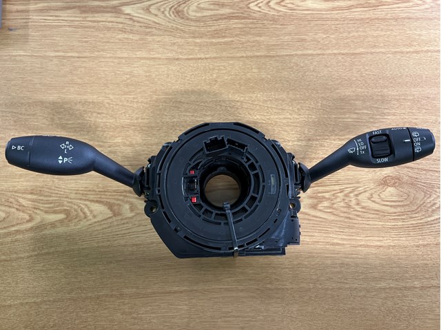 61319305954 BMW кольцо airbag контактное, шлейф руля