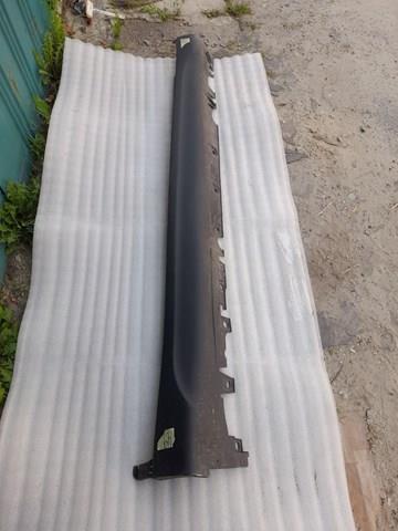 51777319854 BMW подножка правая