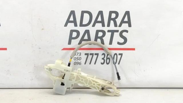 82665F3010 Hyundai/Kia основание ручки двери передней задней прав.