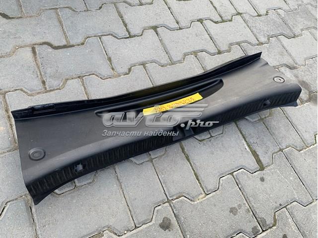 A2056908104 Mercedes накладка a2056908104