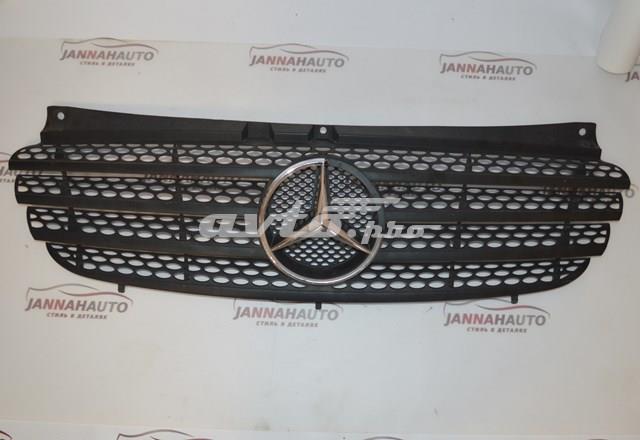 A6398800185 Mercedes решетка радиатора
