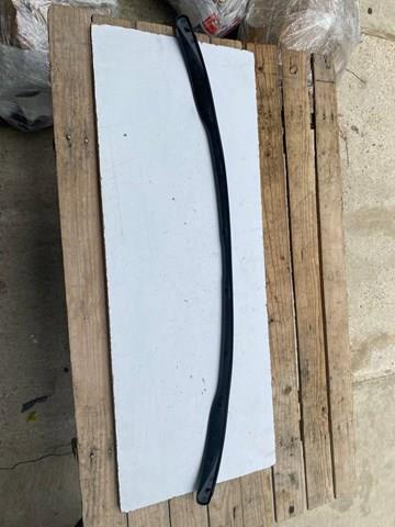 9Y0823727A Porsche porsche cayenne 9y0 уплотнитель капота