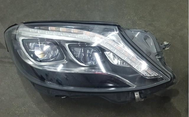 2229061804 Mercedes фара правая